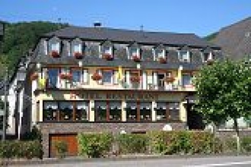 Hotel Restaurant Hutter in Bremm